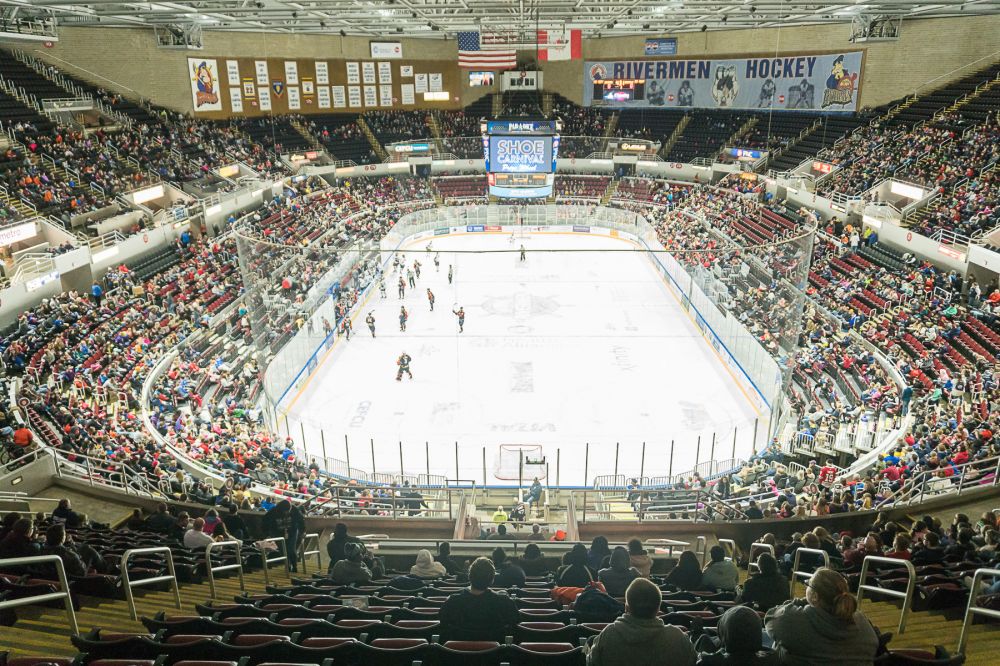 PEORIA CIVIC CENTER AUTHORITY AND RIVERMEN EXTEND CURRENT LEASE