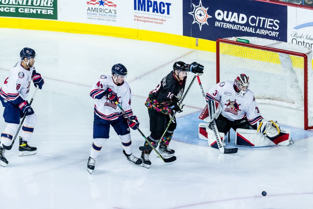 Levine Snags SPHL Shutout Crown as Rivermen Quiet Storm 1-0